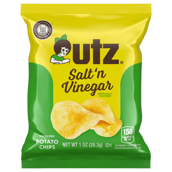 Save on Utz Salt'n Vinegar Potato Chips Order Online Delivery | Food Lion